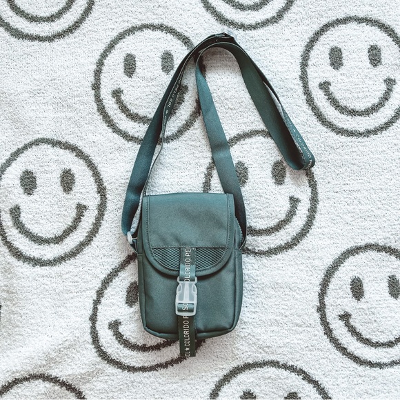 FARM Rio | Bags | New Farm Rio Sage Green Sporty Mini Crossbody Purse ...